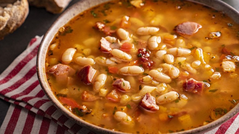 Ciorbe Archives - Idei de retete