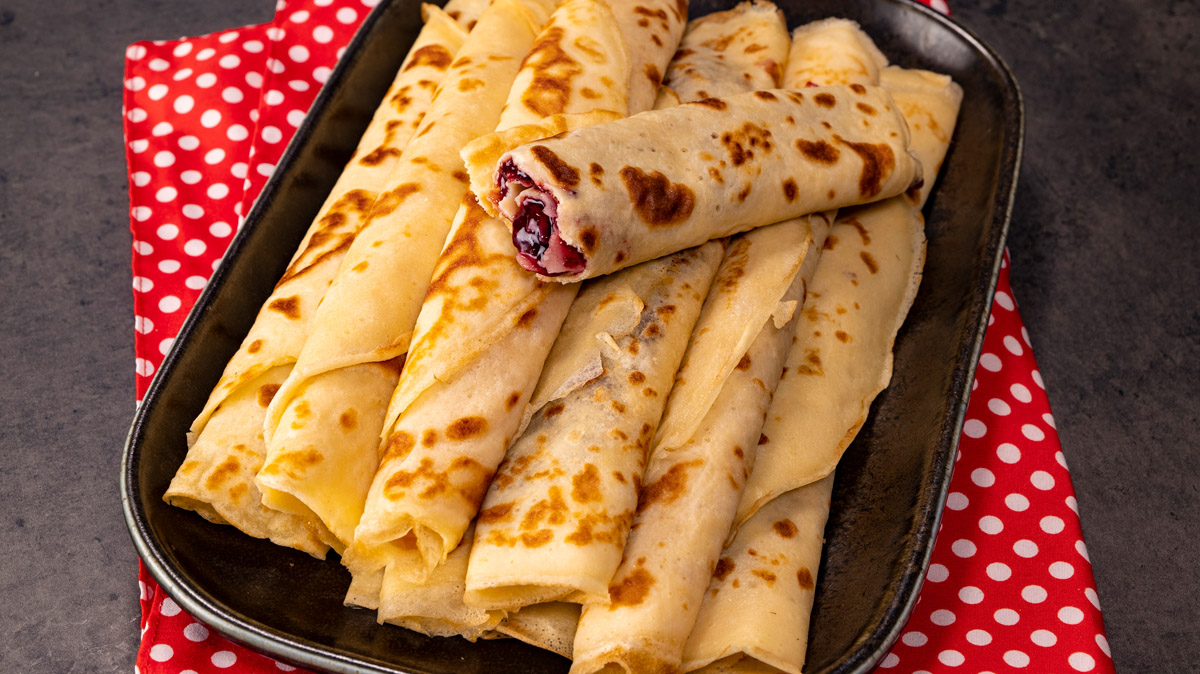 Clătite rulate la tigaie - Idei de retete