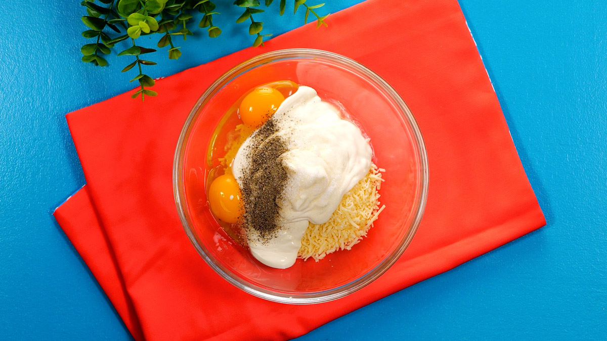 Musaca de cartofi cu șuncă și cașcaval - Idei de retete