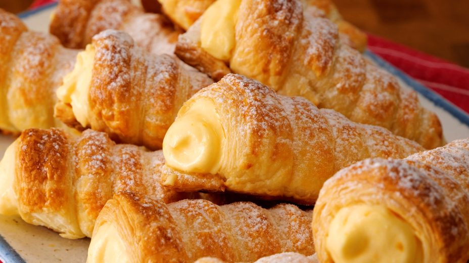 Conuri de patiserie cu cremă de portocale - Idei de retete