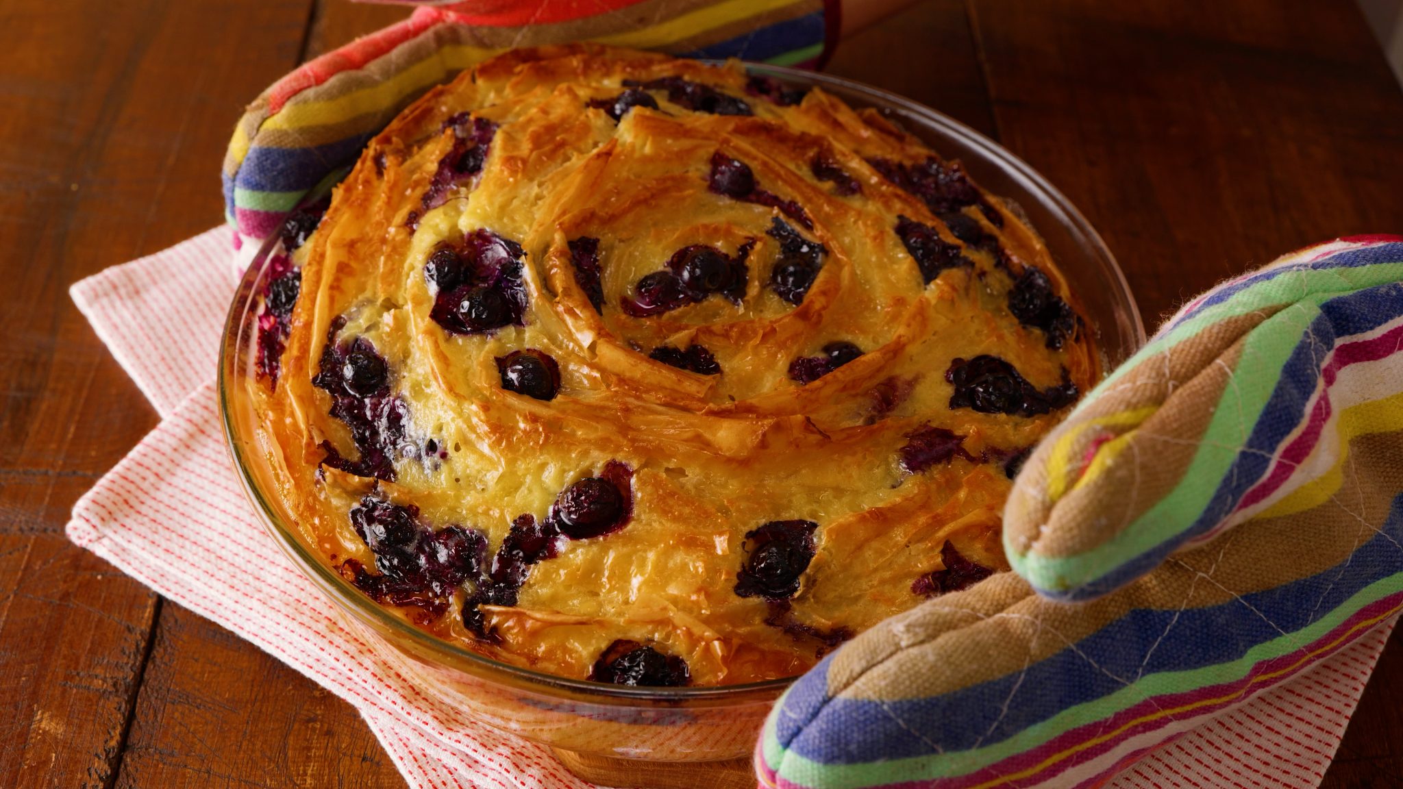 Plăcintă încrețită cu lămâie și afine - Idei de retete