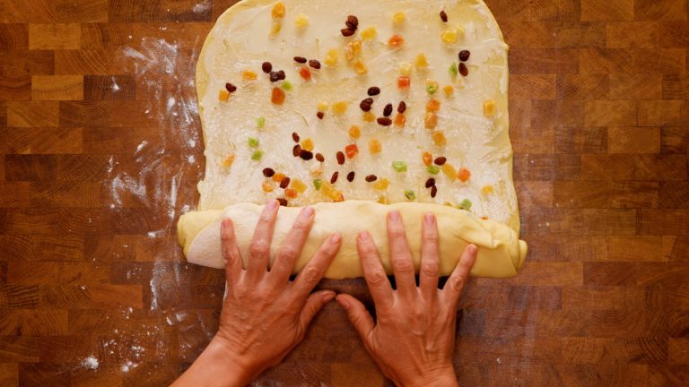 Cozonac cu fructe confiate - Idei de retete