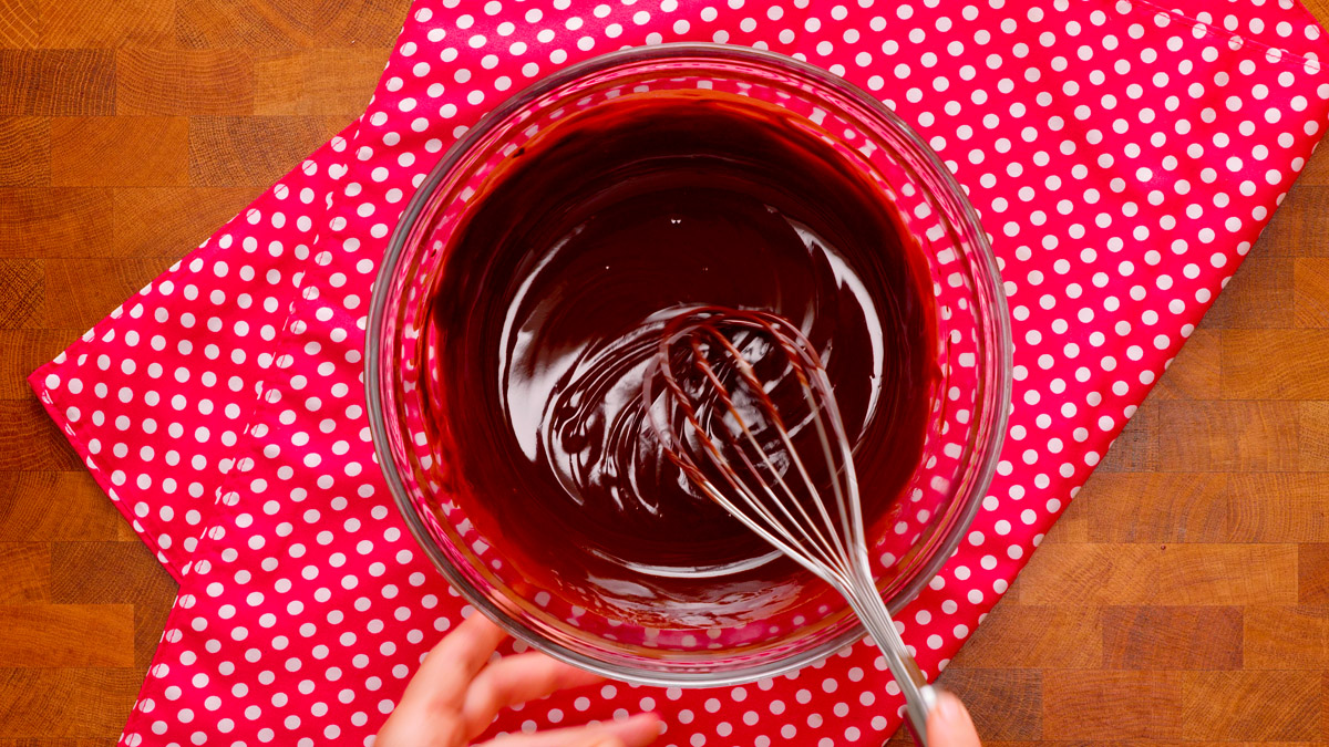 Merengue cremos cu cafea și ciocolată - Idei de retete